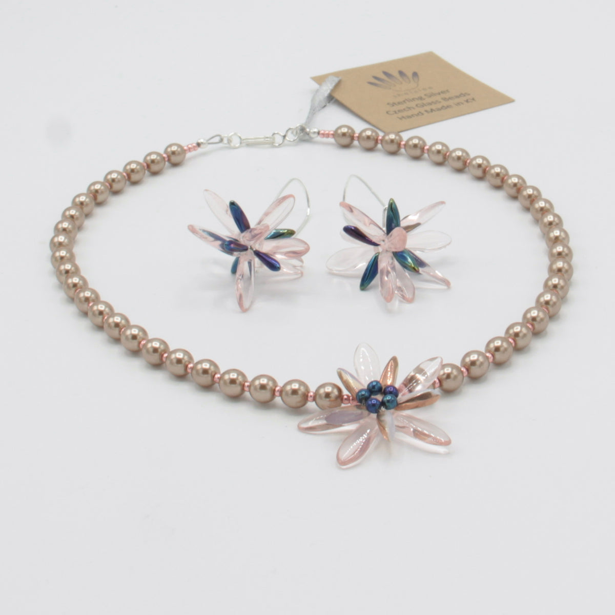 Elizabeth Beaded Necklace in Quiet Pink with Pearls – ShelaleeShop